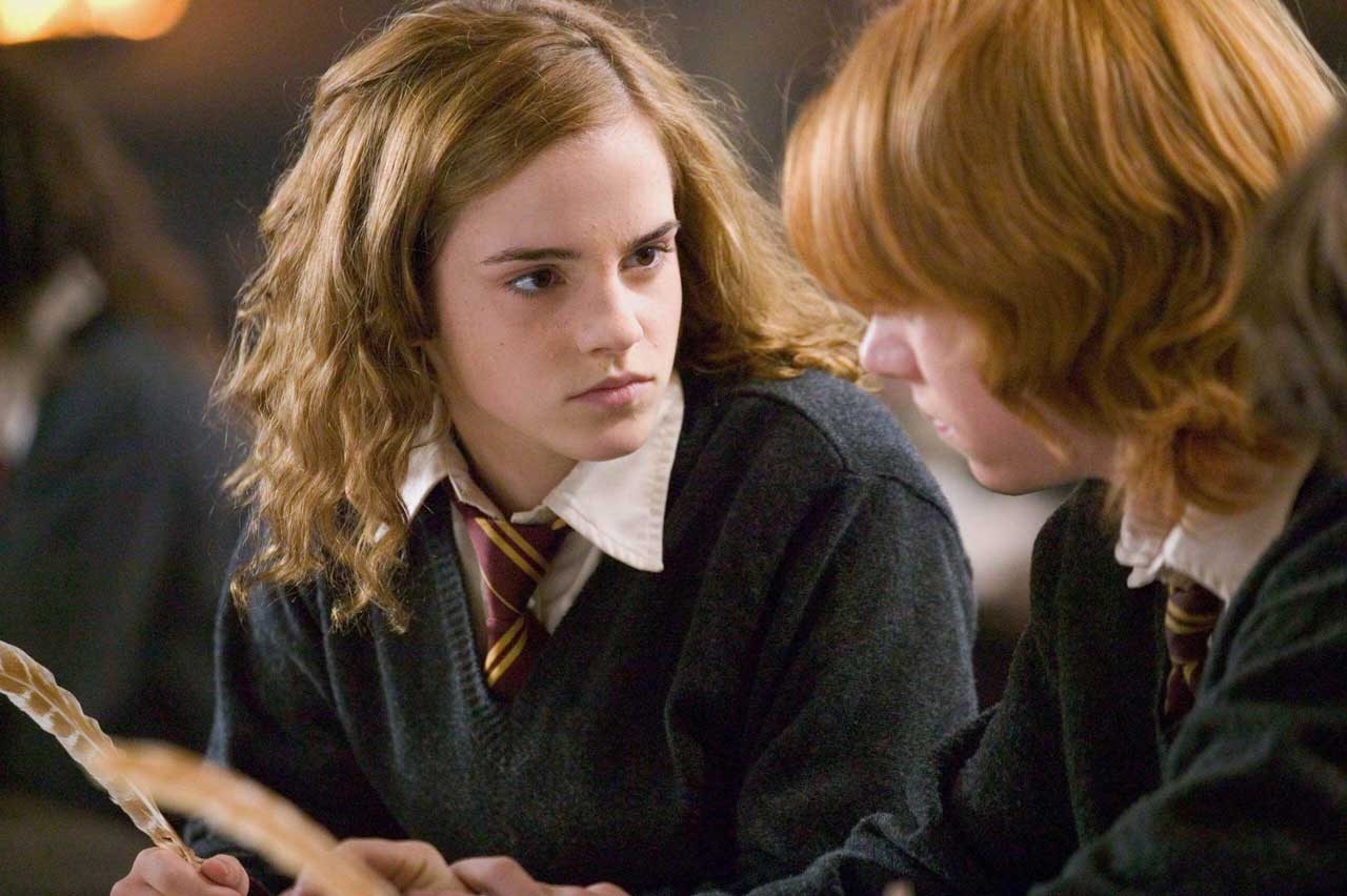 Emma Watson Comes Back To Wizarding Again