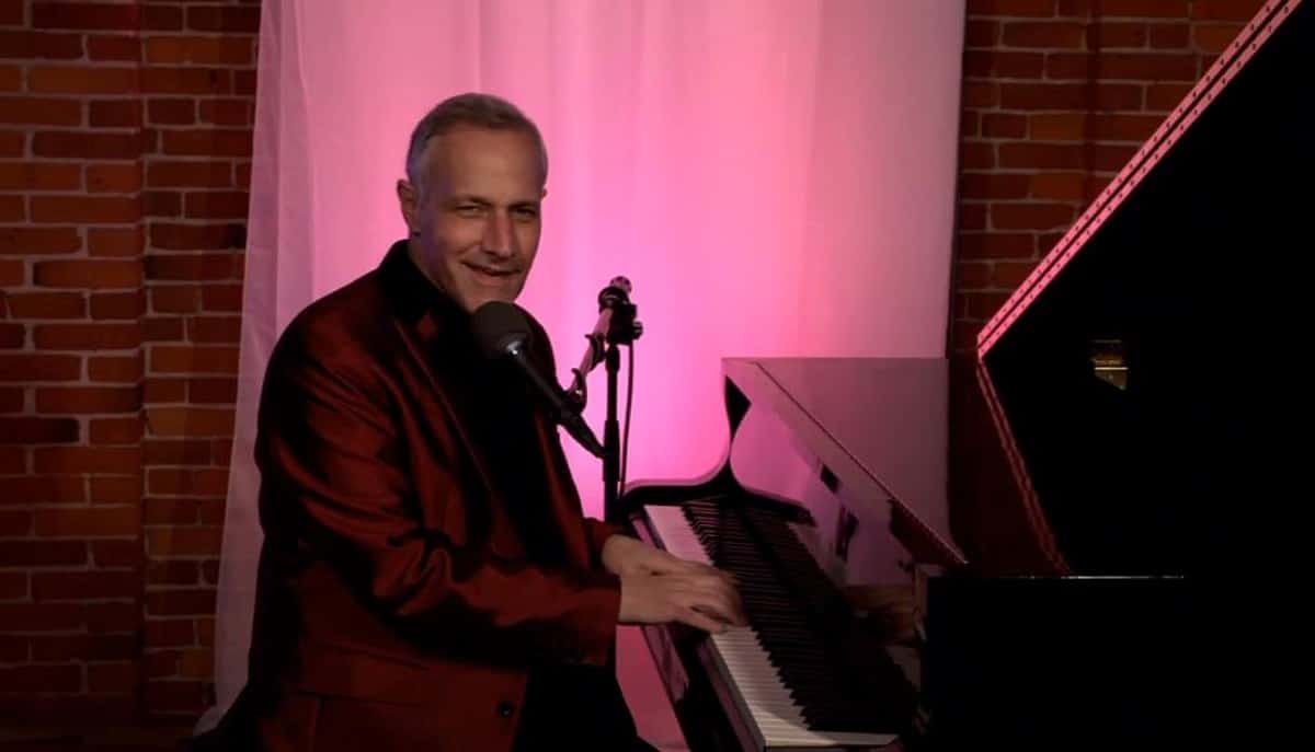 The 10 Best Jim Brickman Songs of All-Time
